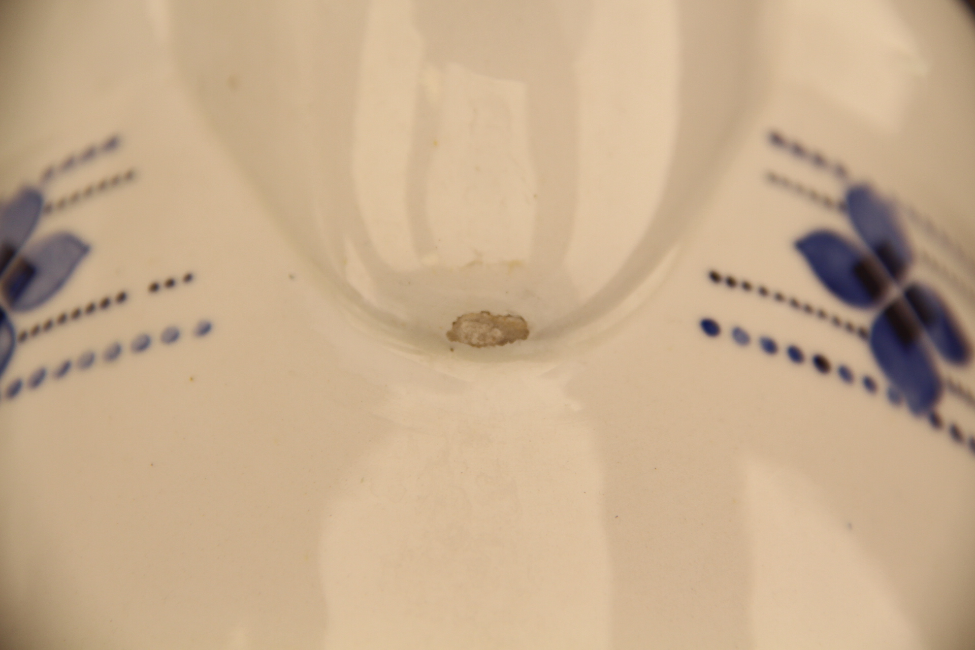 Tvättfat Rörstrand "Juno", kanna och p… | Auktion.se